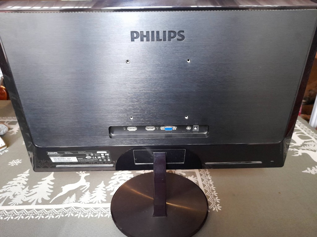 Philips 234e 1920 x 1080 @ 60Hz IPS -> თბილისის ფორუმი