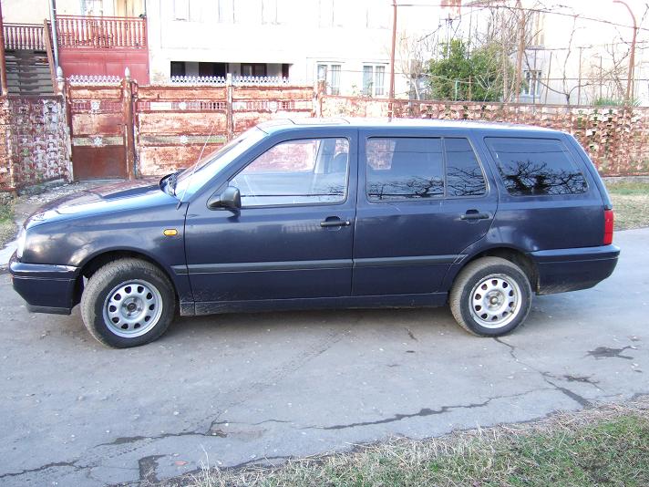 იყიდება Volkswagen Golf 3 1998 წლიანი სასწრაფოდ ია -> თბილისის ფორუმი