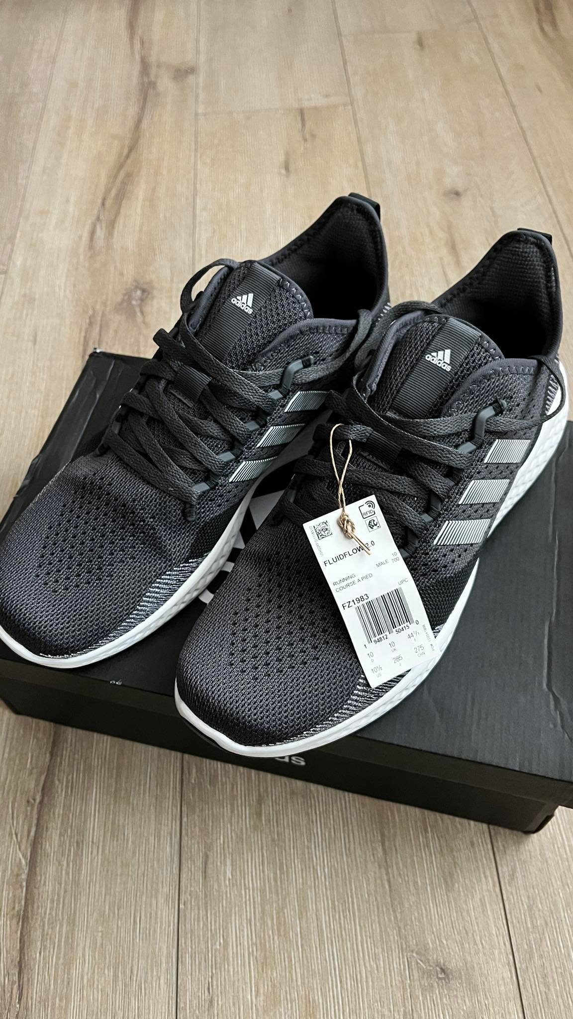 Adidas Runing ბოტასი -> თბილისის ფორუმი